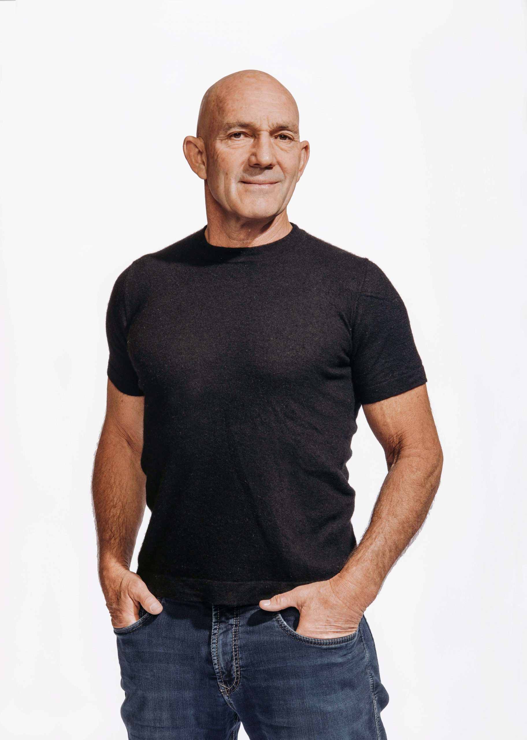 FEATURED SPEAKER: JOHN FOLEY - Midwest Speakers Bureau