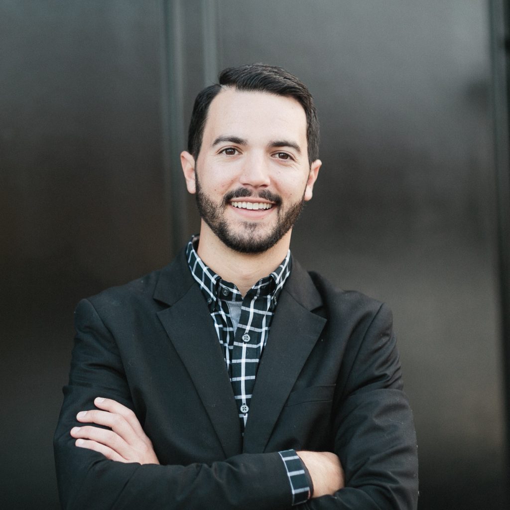 Inspirational Speaker, Performance Coach & Blind Golf Champion Shares ...